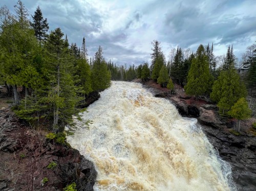 Best Waterfalls in Minnesota: 13 Local Favorites & Hidden Gems