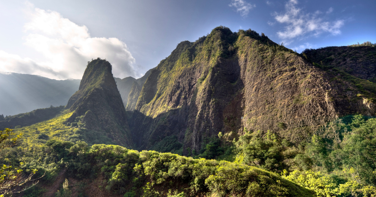Iao Valley State Park In Hawaii: Perfect Spot For A Day Trip