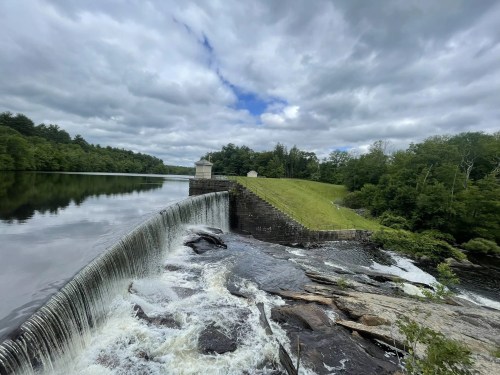 Best Waterfalls in Rhode Island: 11 Local Favorites & Hidden Gems