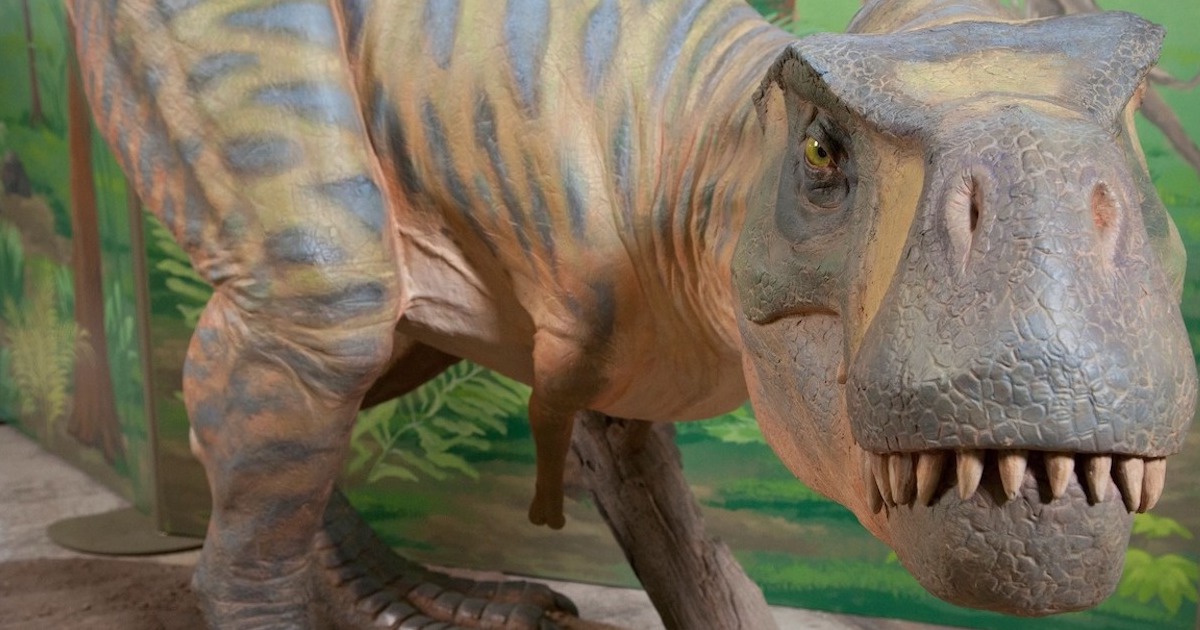 The Best Dinosaur Exhibit In Iowa Is Coming To Waterloo