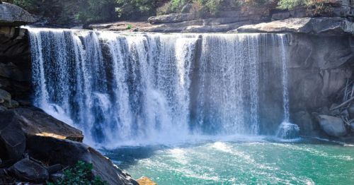Best Waterfalls in Kentucky: 12 Local Favorites and Hidden Gems