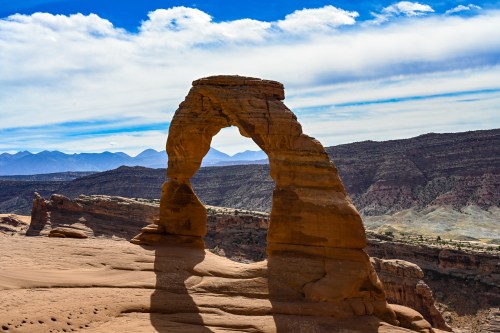 Delicate Arch In Arches National Park In Utah Is Breathtaking
