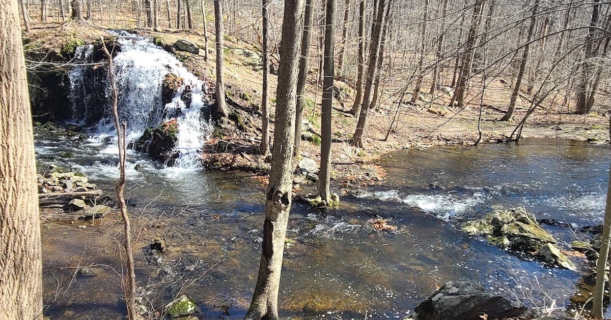 Pyramid Mountain Has A Hidden Waterfall Trail In New Jersey