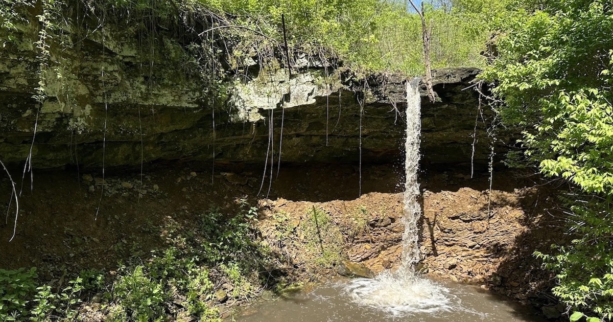 Woodman Hollow Has A Secret Waterfall Trail In Iowa