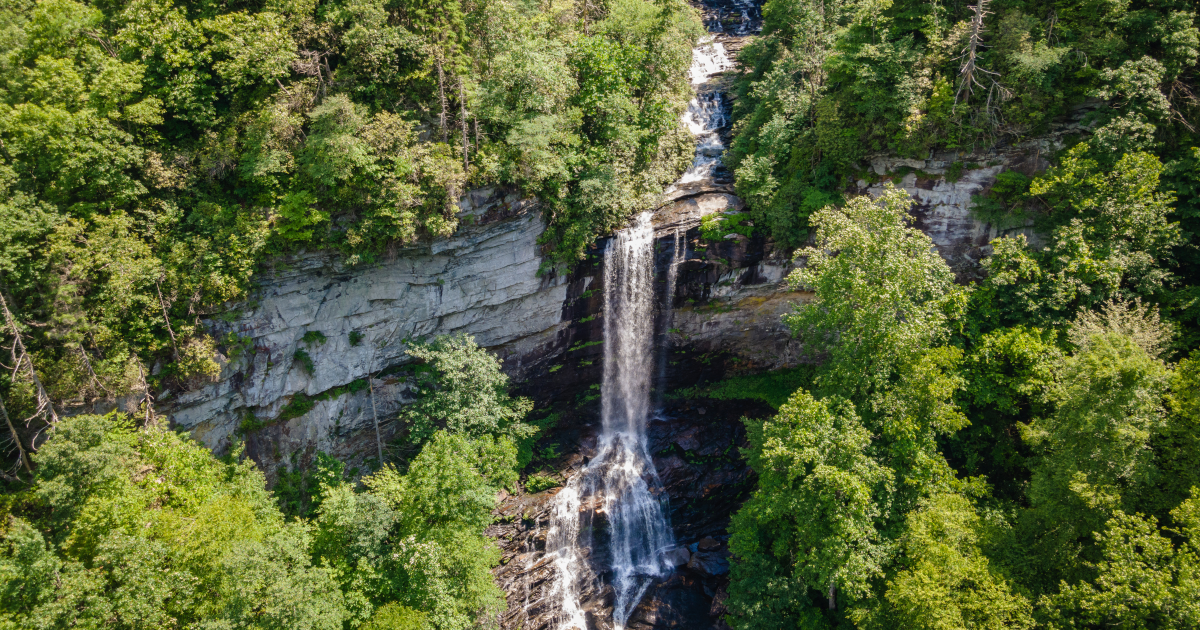 12 Extraordinary Waterfalls in South Carolina