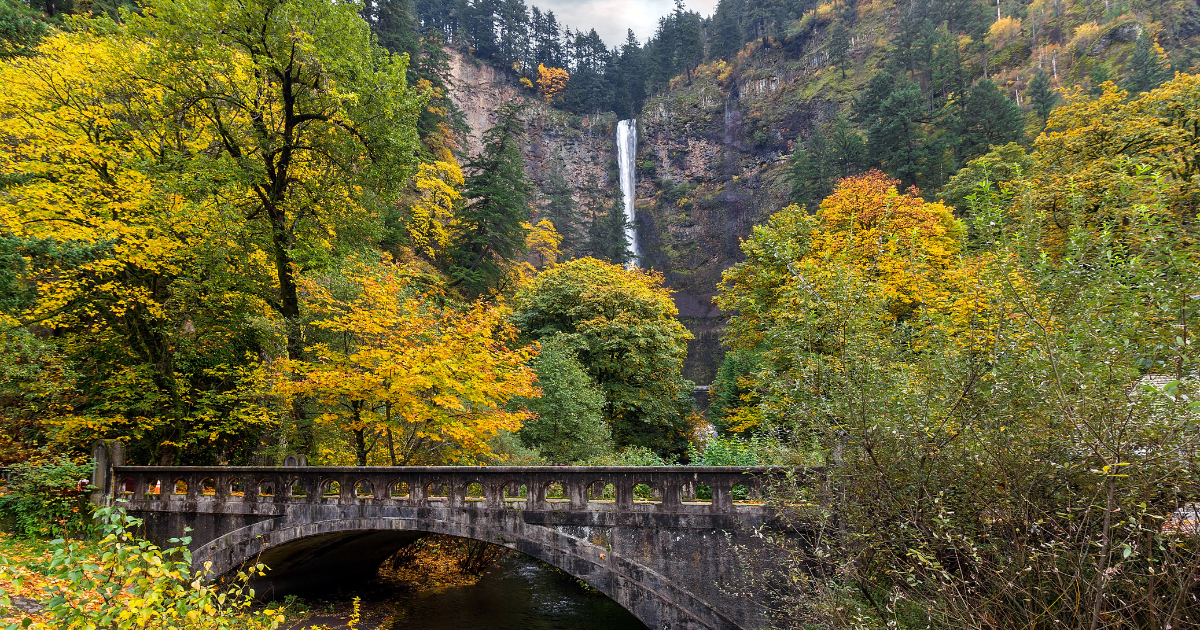 Multnomah Falls Is One of Oregon’s Most Iconic Sights