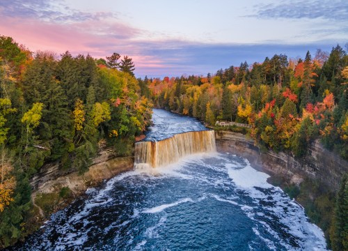 Best Waterfalls in Michigan: 13 Local Favorites and Hidden Gems