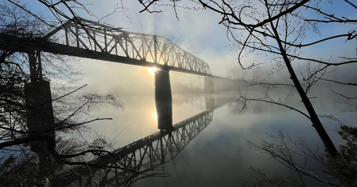 The Breathtaking Scenic Drive Through Alabama That Runs Along The Black ...