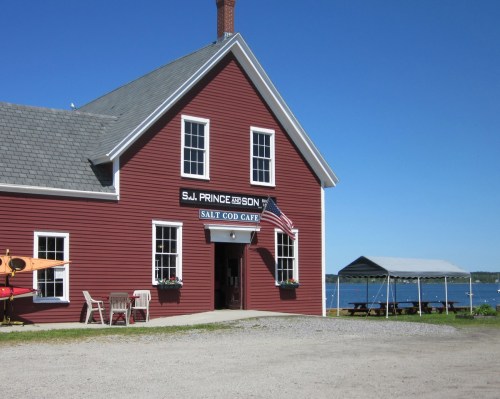 The Salt Cod Cafe On Orr's Island Is A Beautiful Afternoon Spot