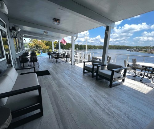 Best Waterfront Restaurant In Louisiana: Tchefuncte's Restaurant