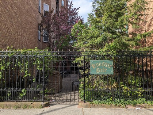 Iron Gate Cafe: Outdoor Cafe In Albany