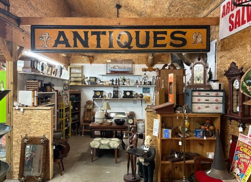 Fairfield Antiques Mall In Maine Is Massive & Has Great Bargains