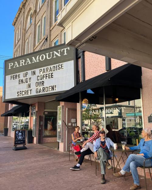 Paramount Café In Cheyenne, WY Has A Dreamy Secret Garden