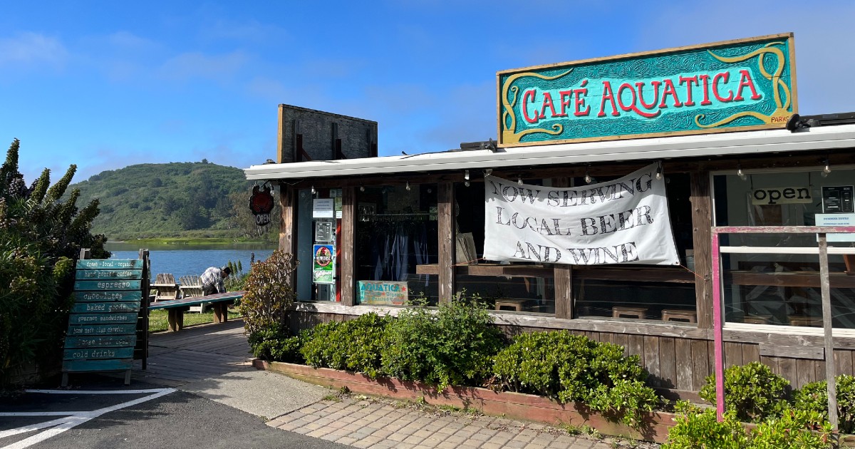 Outdoor Cafe In Northern California: Prettiest Place For A Meal
