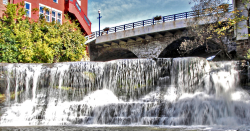 Enjoy The Best Lake Erie Perch At This Ohio Seafood Restaurant
