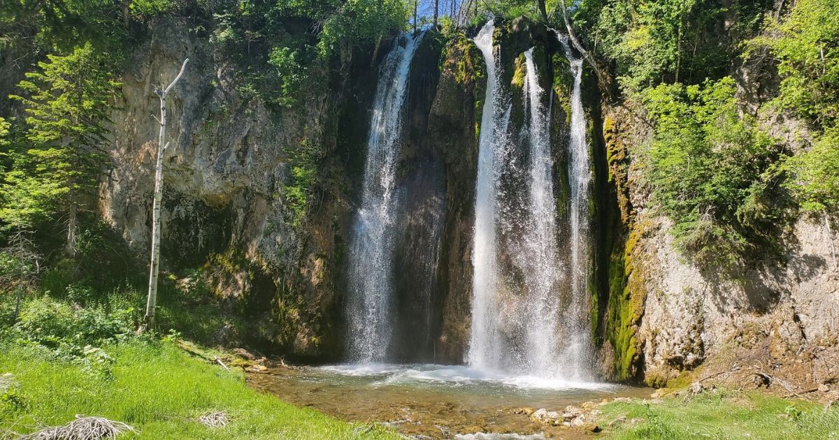 The Savoy Waterfalls Trail Is One Of The Best Waterfall Hikes In South ...