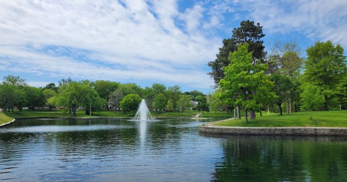 Deering Oaks Park In Portland Is A Perfect Family-Friendly Day Trip