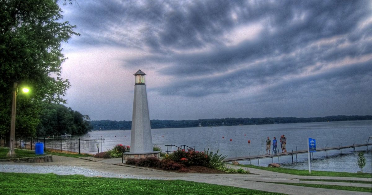 The Stunning Swimming Lake In Indiana You'll Love This Summer