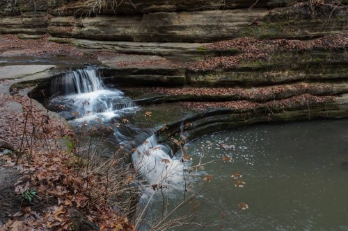 Illinois' Best Waterfall Trail Is Dells Canyon And Bluff Trail In Oglesby