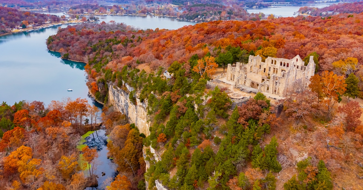 11 Destinations: Best Places to Visit in Missouri in the Fall