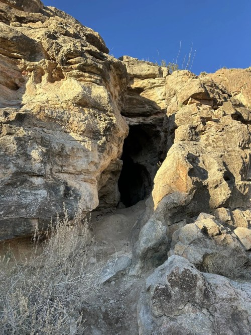 Geronimo's Cave: Best Hike Near Las Cruces, New Mexico