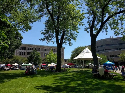 Zeidler Union Square In Milwaukee Is Wisconsin’s Oldest City Park