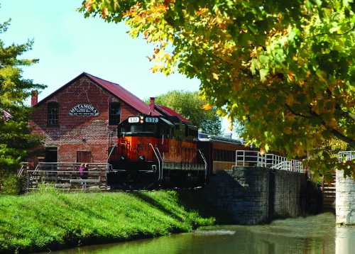 Experience The Old Days On This Wild West Train Ride In Indiana