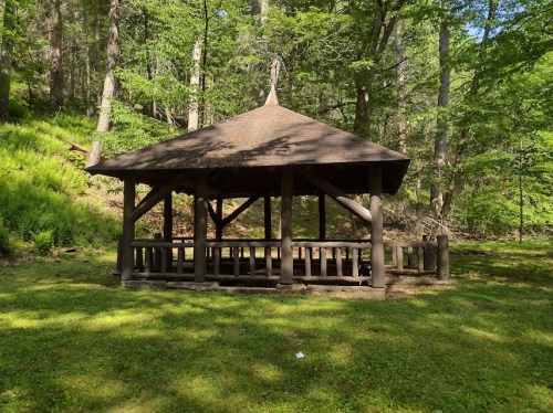 Lee Sulphur Springs: Little Known Natural Spring In West Virginia