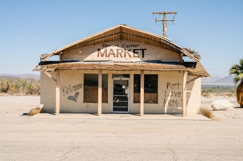 Explore the Ghost Town of Desert Center, California