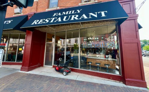 Affordable Dining at Hoagie's Family Restaurant in Hopkins, MN