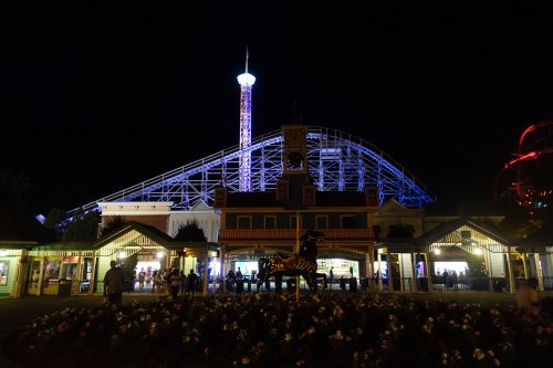 Holiday Lights at Lake Compounce: Enchanting Christmas Lights in ...