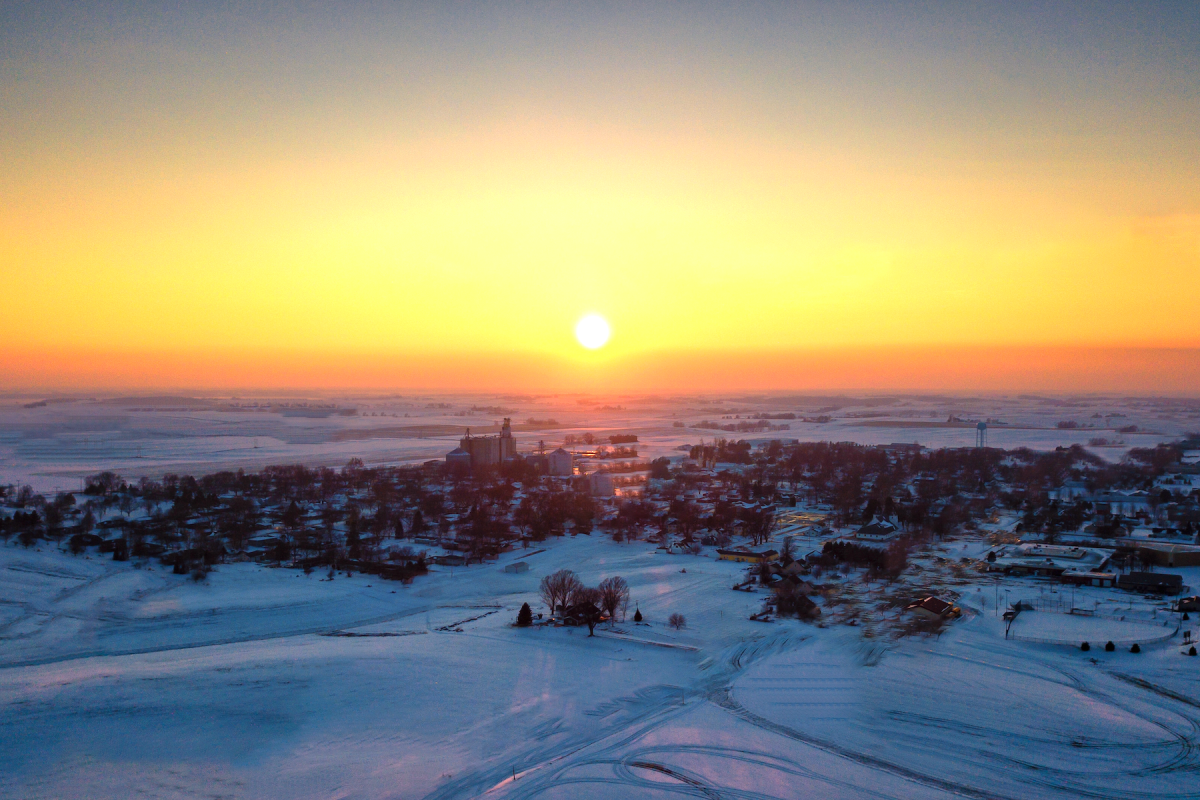 Iowa Winter 2024-2025: Farmers' Almanac Forecast