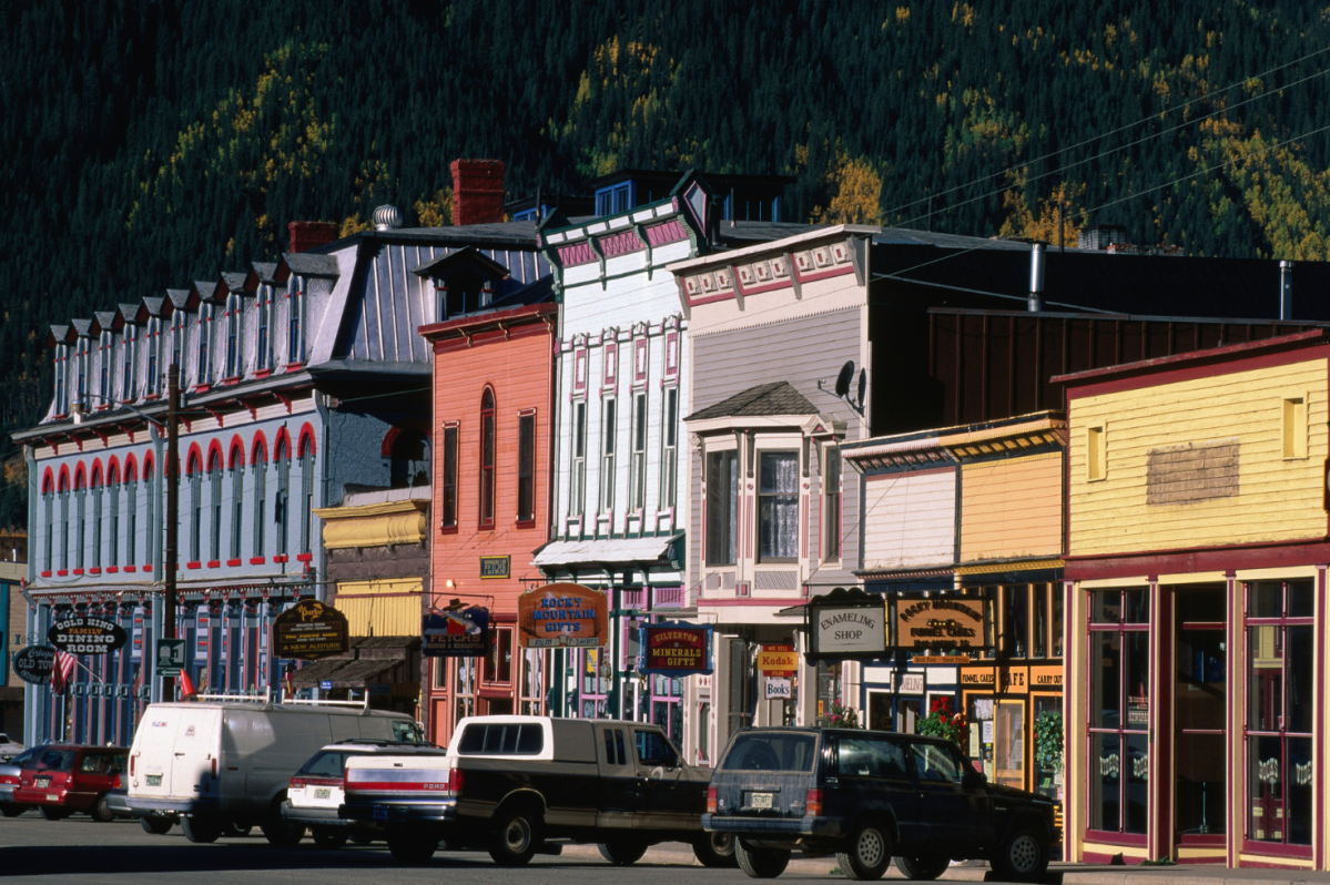 Explore Colorado's Charming Small Towns on a Scenic Road Trip