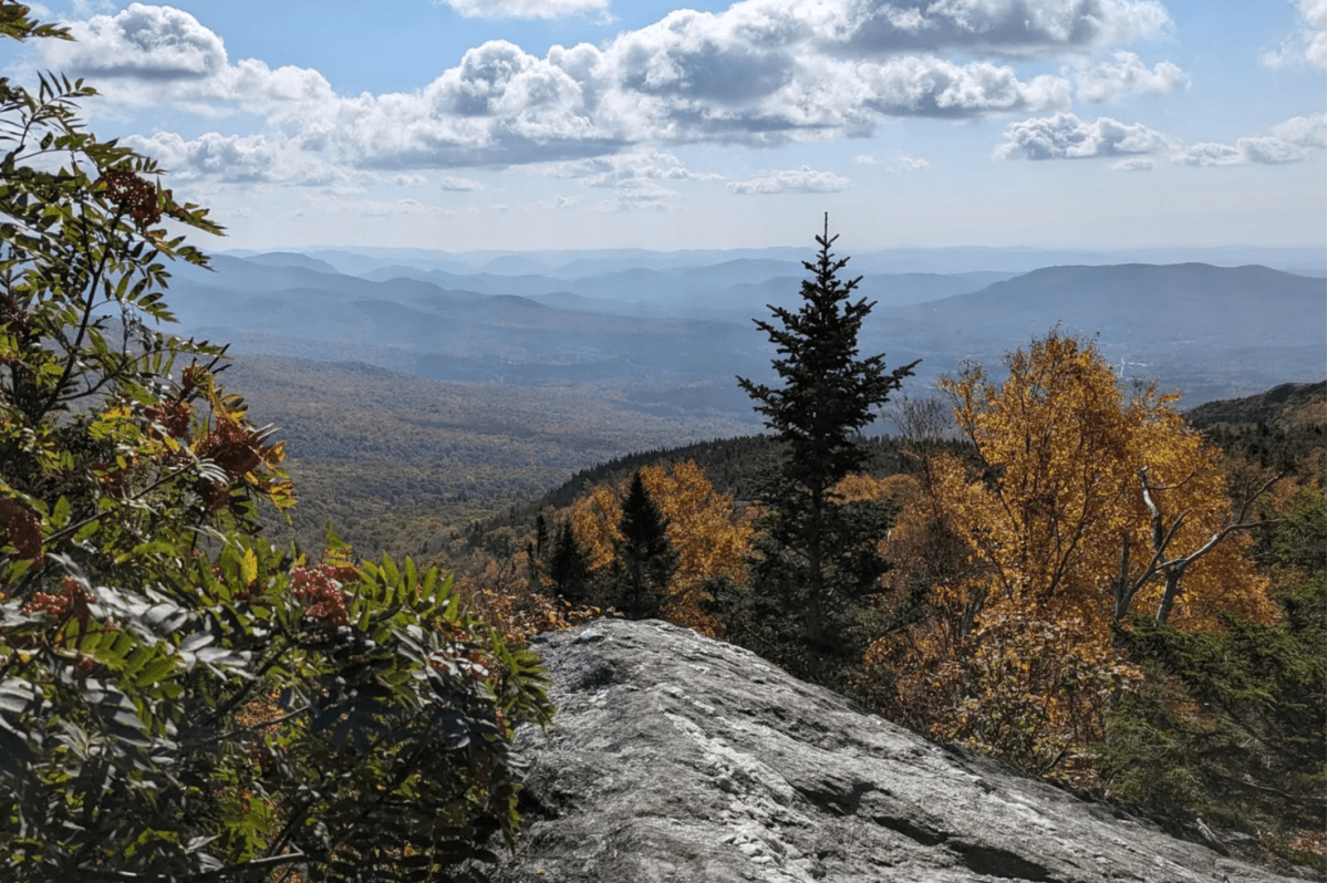 Explore Cantilever Rock Trail: Best Hike in Underhill State Park