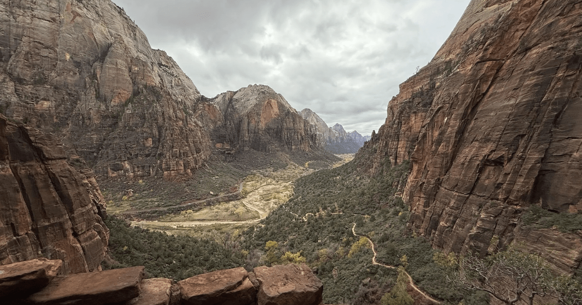 Iconic Hikes in Utah: Scout Lookout via West Rim Trail