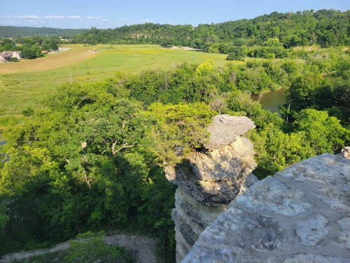 Explore Pulpit Rock: Decorah's Hidden Gem