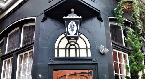 The Dandelion Pub Serves the Best British Food in Pennsylvania