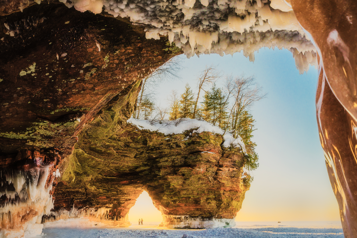 These 18 Natural Wonders in Wisconsin: More Beautiful in Winter