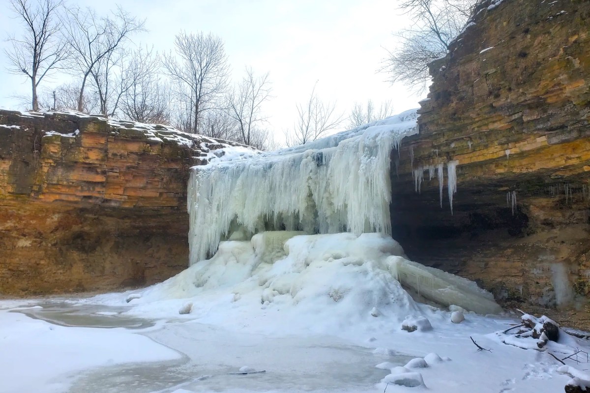 Don't Let Winter Pass Without A Visit To This Frozen Wisconsin Waterfall