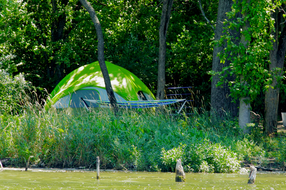 You Can Enjoy Year-Round Camping in Illinois at Kickapoo State ...