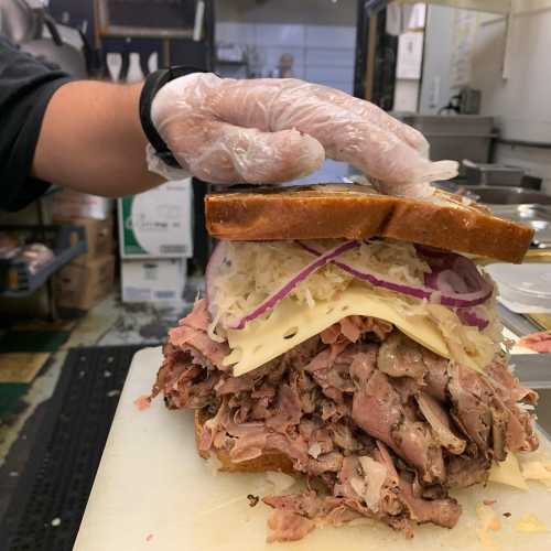 Best Delis in Georgia: Visit Reuben's Deli in Atlanta
