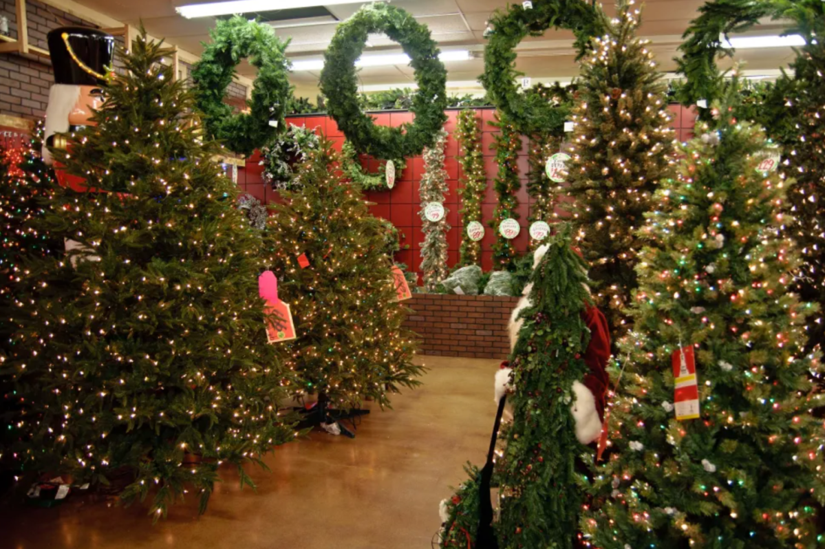 Discover the Largest Christmas Store in Dallas, Texas