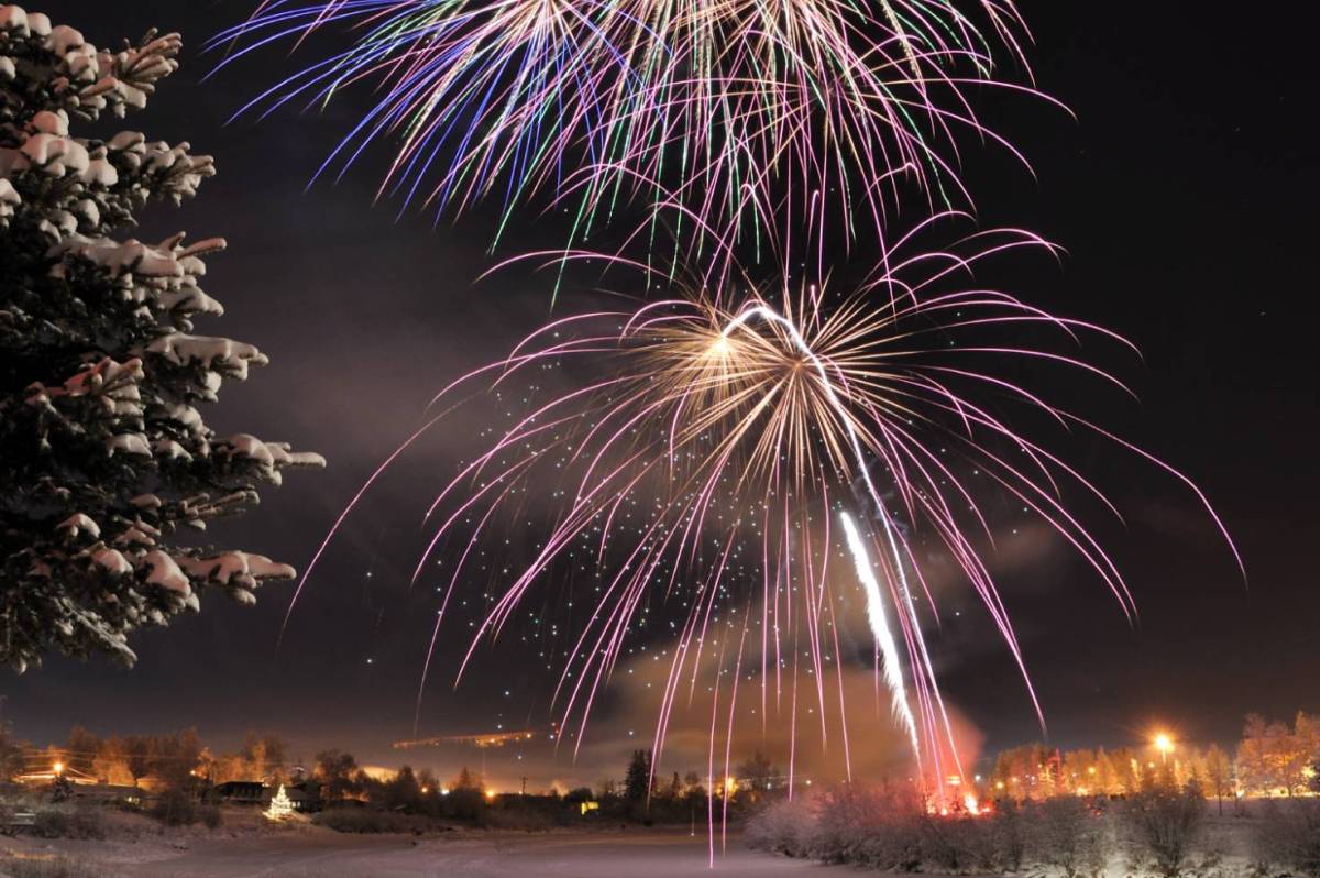The Winter Solstice Festival in Fairbanks, Alaska Is the Most Dazzling ...