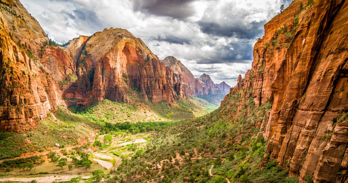 The Ultimate National Park Road Trip: 6 Must-See Stops Across America