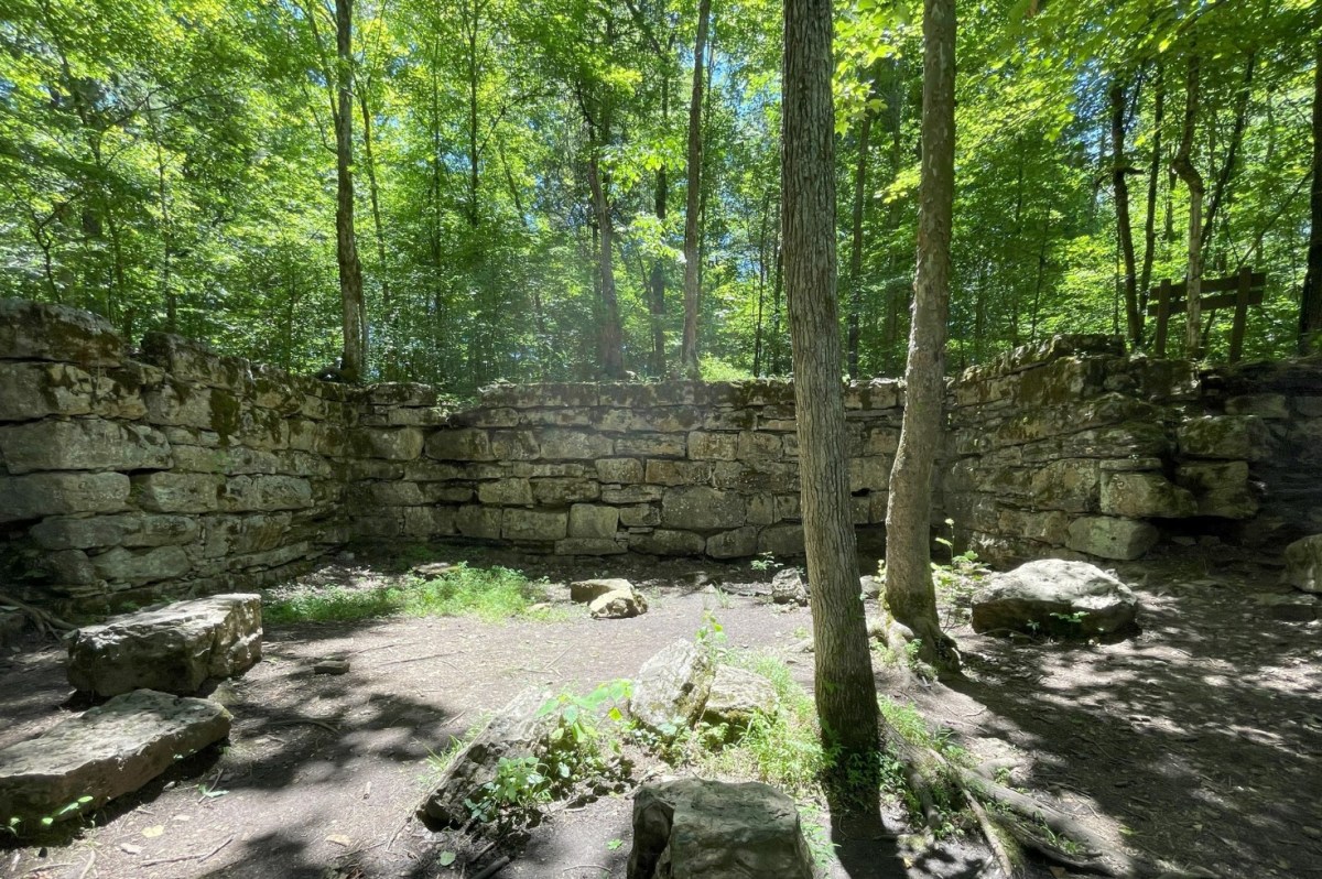 Exploring the Mysteries of Old Stone Fort in Tennessee