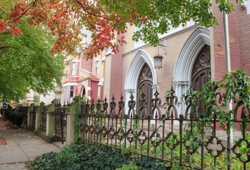 Visit These 12 Incredible Charming Small Towns in Kentucky, One for ...