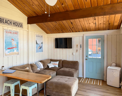 This Quaint Airbnb is Our Favorite Spot For Exploring Washington's Most ...