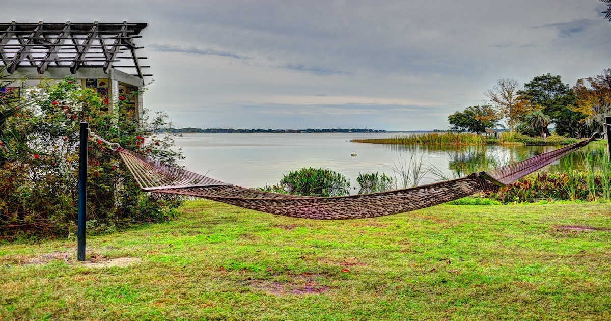 Mount Dora, Florida, is a Walkable Town With Tons of Monthly Festivals