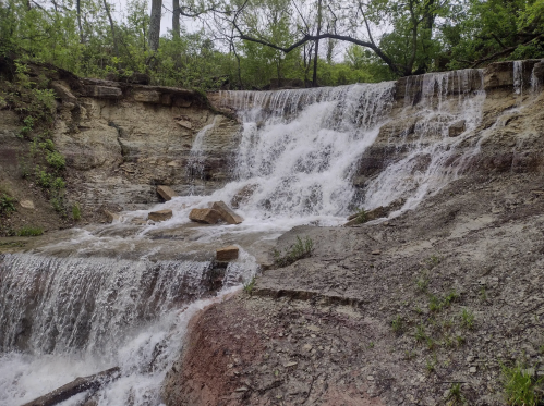 Best Waterfalls in Kansas: 11 Local Favorites & Hidden Gems