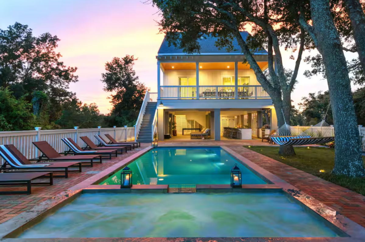 Best Mississippi Vacation Rental: Coastal Airbnb With Pool